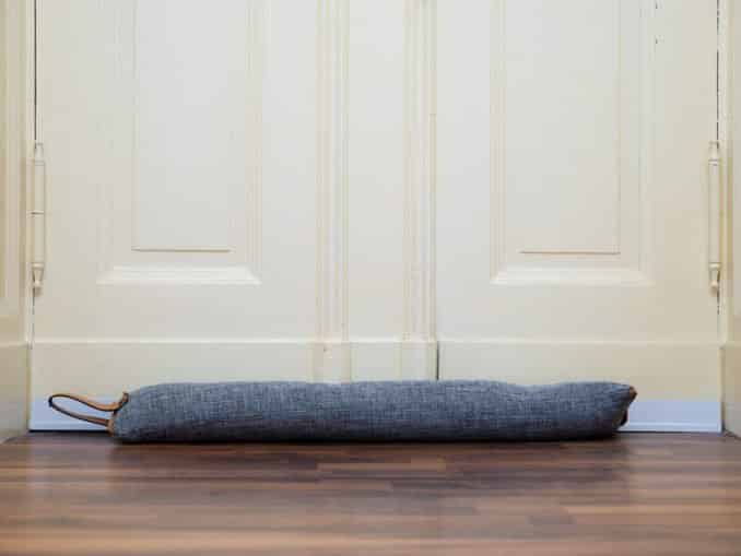 Elegantes Zugluftstopper Tr Ikea Bild